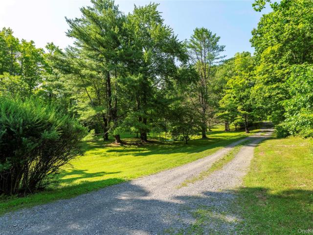 71 W Pine Road