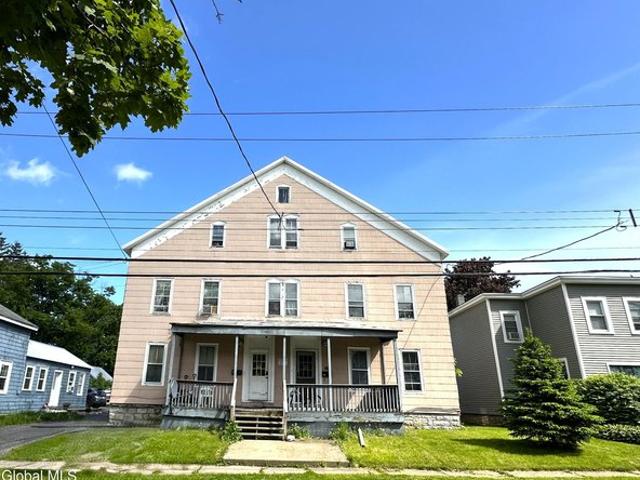 71 Walnut St, Canajoharie, NY 13317
