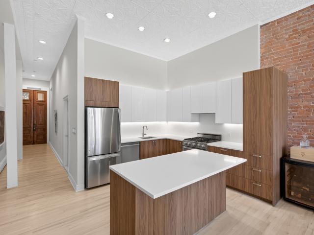 71 WARREN Street 2