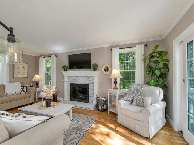71 Wentworth Drive