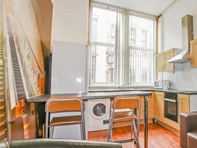 71 Whitworth Street West, Manchester, M1 6LQ, United Kingdom | 3 bed apartment for rent #167446714 | Rentberry