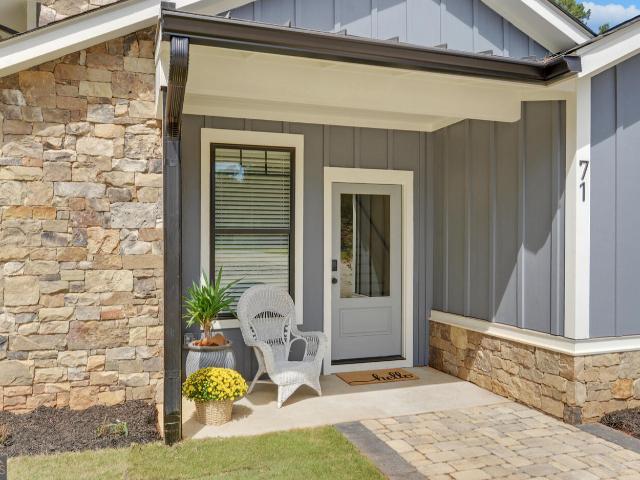 71 Woodlake Dr, Hartwell, GA 30643 | MLS #10539 | Compass