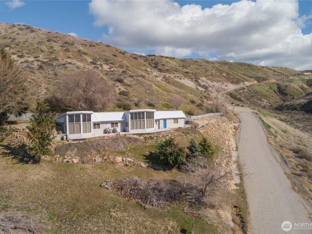 71 Blue Grade Rd, East Wenatchee, WA 98802 | MLS #2488