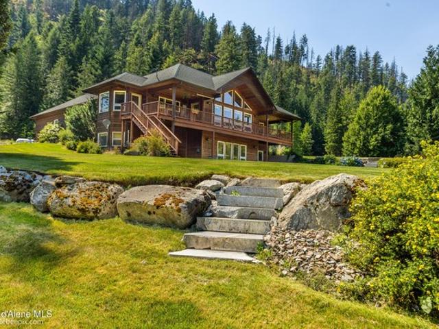 71 Buck Rdg, Sagle, ID 83860