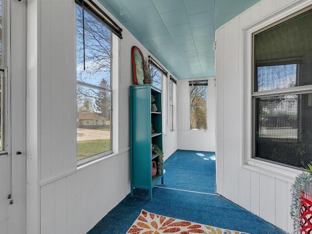 71 Cherry Street S