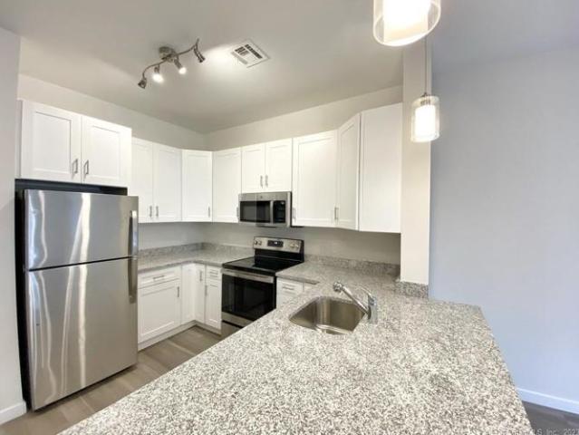71 Connecticut Ave #310, Norwalk, CT 06850