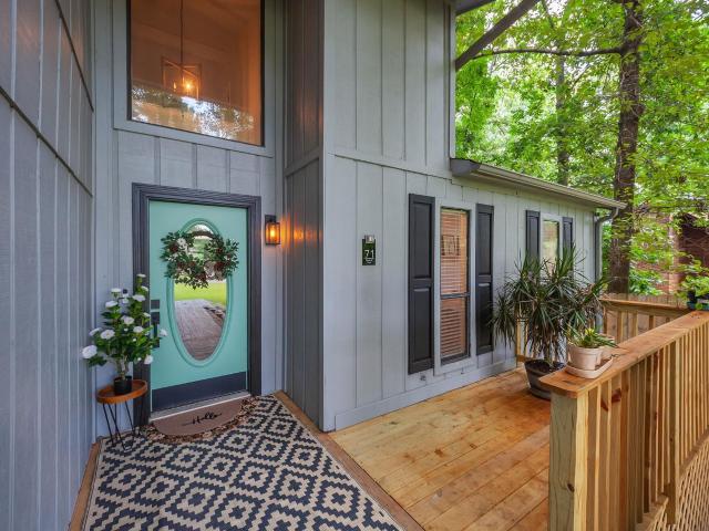 71 colonial cv