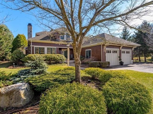 71 Clubhouse Dr Unit 71, Hingham, MA 02043
