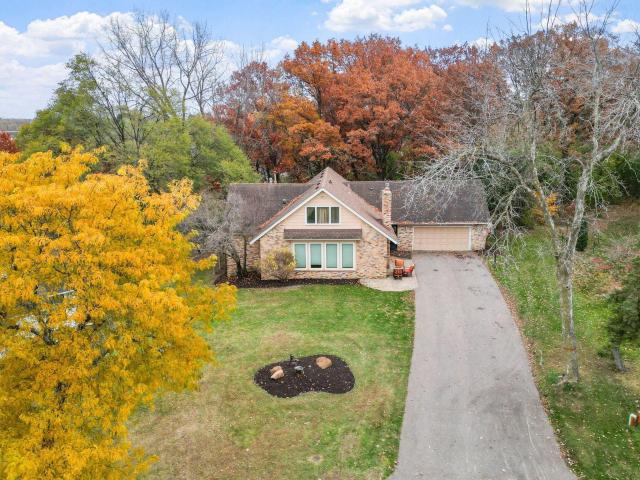 71 Deer Hills Court