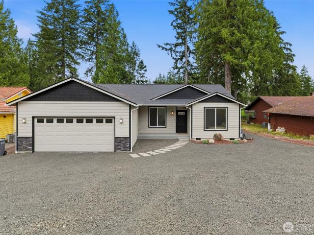 71 E Connemara Way