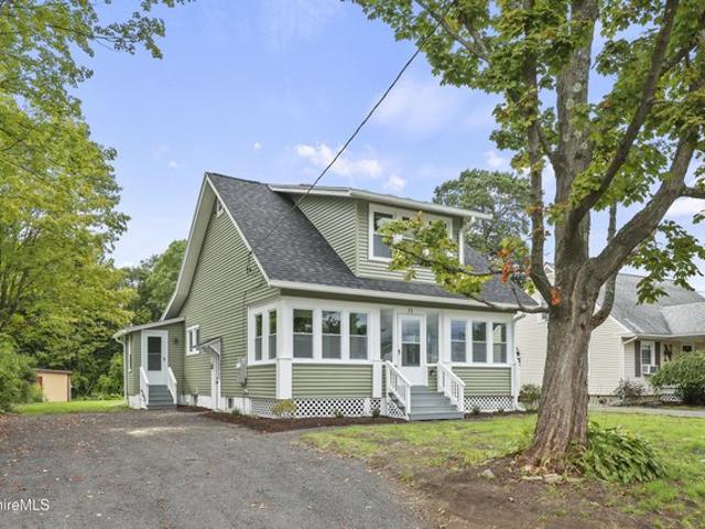 71 Essex St, Pittsfield, MA 01201
