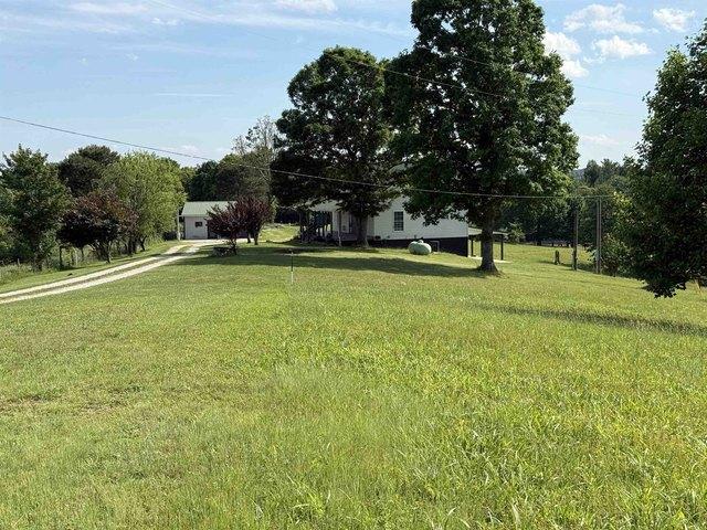71 Firetower Rd, Greenup, KY 41175