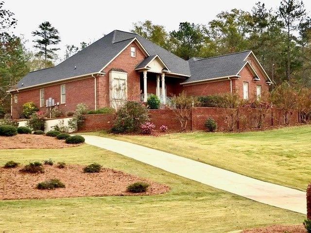 71 Greystone Ct, Smiths Station, AL 36877