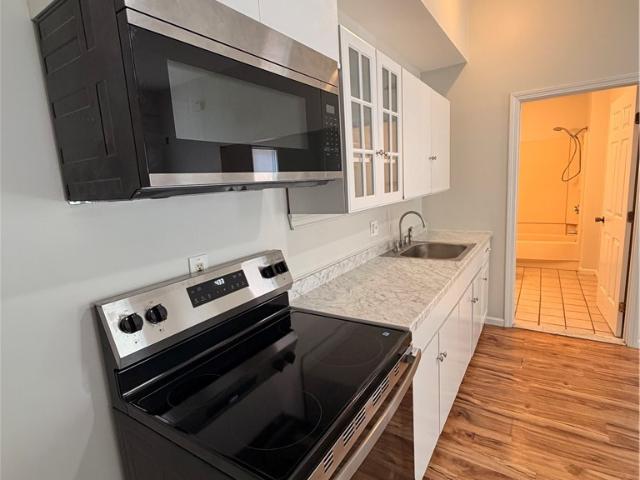 71 Hamlet Avenue 1R