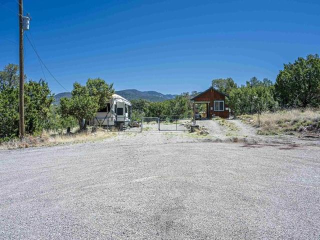71 Mogollon Trl, High Rolls Mountain Park, NM 88325