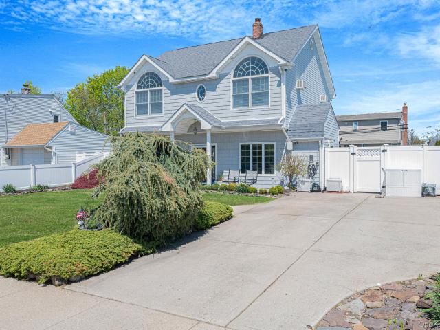 71 Hill Ln, Levittown, NY 11756 | MLS #991154