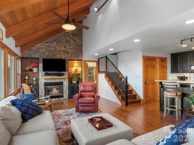 71 Ivy Ridge Road