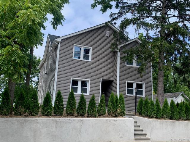 71 Lannon Pl, Unit D, Port Washington, NY 11050 | MLS #976798 | Compass