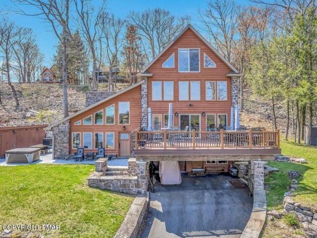 71 Lake Dr, Lake Harmony, PA 18624
