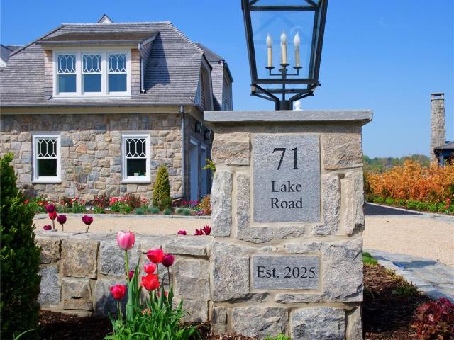 71 Lake Rd, Manhasset, NY 11030 | MLS #984358 | Compass