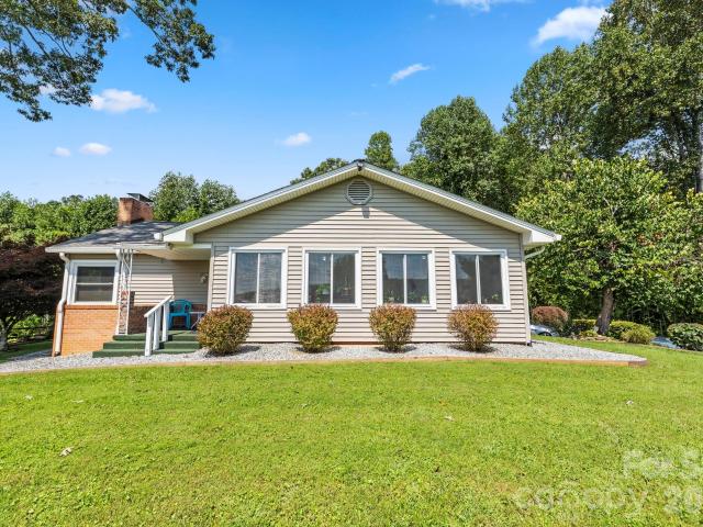 71 Laurel Mountain Road