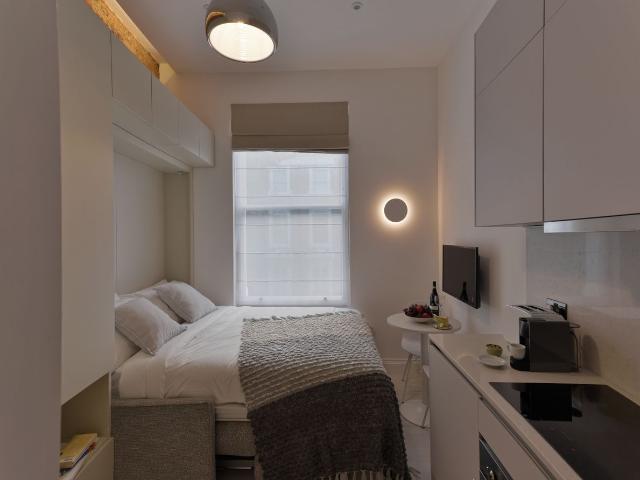 71 Linden Gardens, London W2, 1 bed flat to rent, £3,878 pcm | PrimeLocation