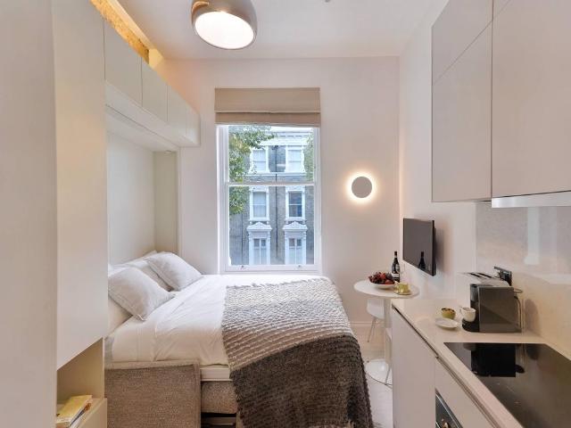 71 Linden Gardens, London W2 Studio to rent £3,228 pcm £745 pw