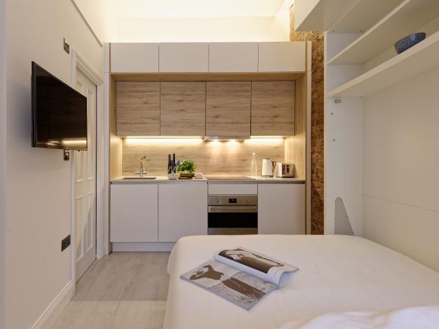 71 Linden Gardens, Notting Hill W2, Studio to rent, £3,228 pcm | PrimeLocation