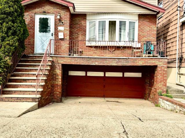 71 Linnet St, Bayonne, NJ 07002 | MLS #260007