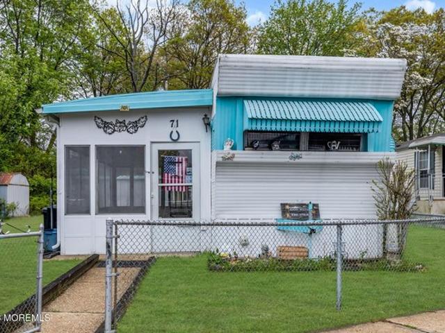 71 Locust Grv, Hazlet, NJ 07730
