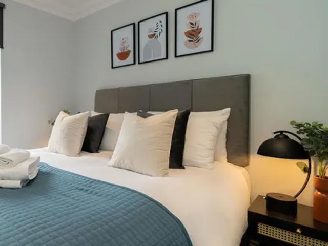 71 Margravine Gardens, London, W6 8RN, United Kingdom | 2 bed apartment for rent #108867242 | Rentberry