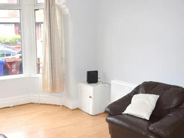 71 Monton Street, Manchester, M14 4GP, United Kingdom | 4 bed townhouse for rent #6297260 | Rentberry