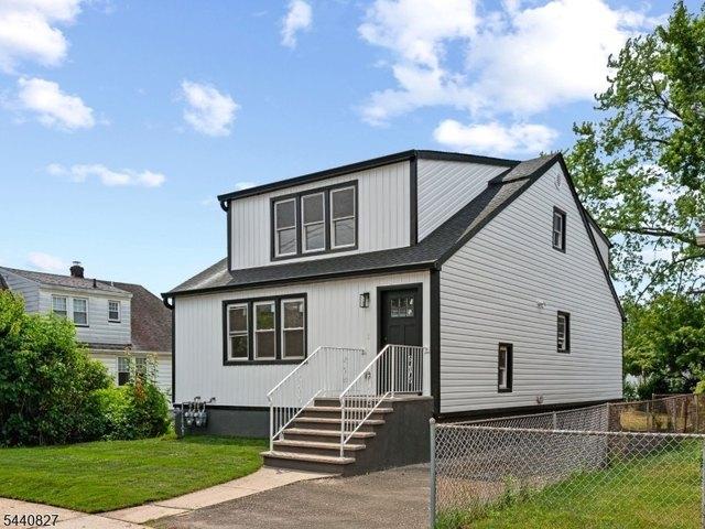 71 Moore Pl, Belleville, NJ 07109