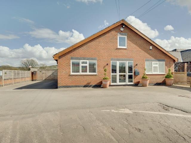 71 Moss Road, Astbury CW12, 4 bed semi detached house to rent, £2,250 pcm | PrimeLocation