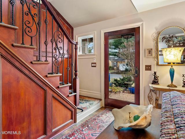 71 Oak Place