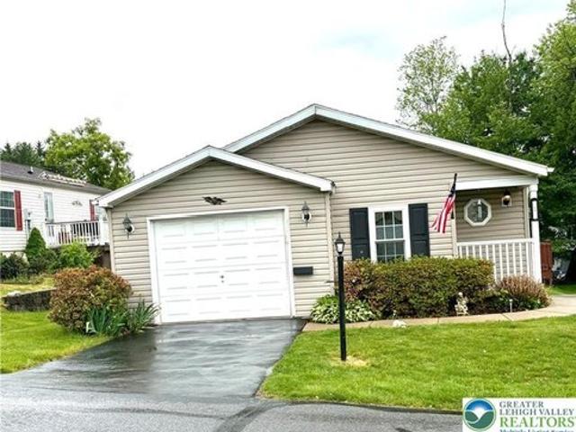 71 Penny Ln, Forks Township, PA 18040