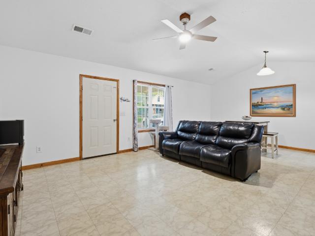 71 Periwinkle Path