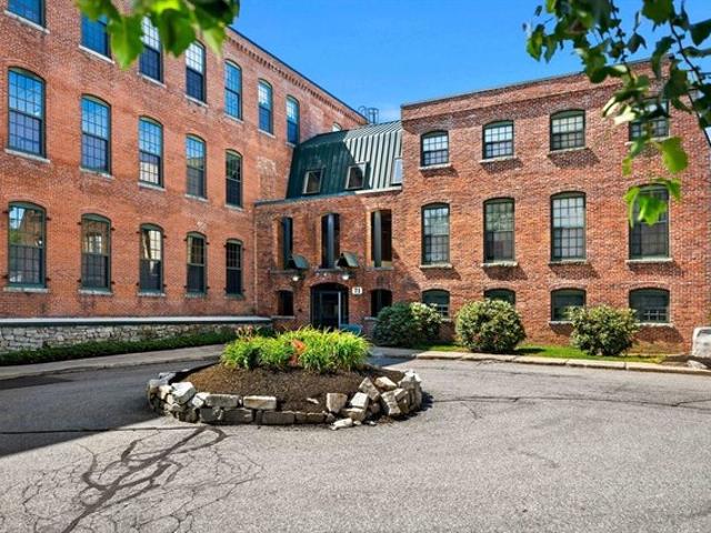 71 Princeton St Unit 213, Chelmsford, MA 01863