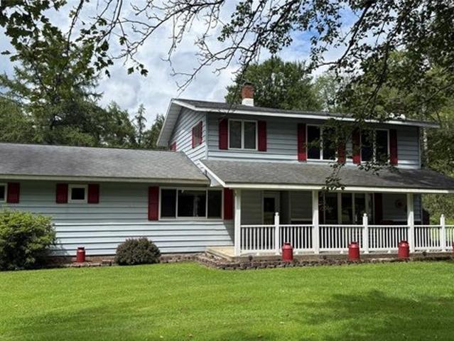 71 Rhodes Rd, Apalachin, NY 13732