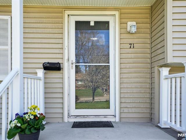 71 Ridge Rd, Cedar Grove, NJ 07009 | MLS #26011 | Compass