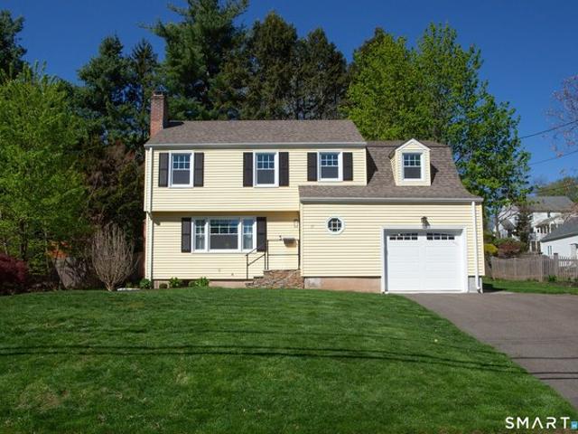 71 Riggs Ave, West Hartford, CT 06107