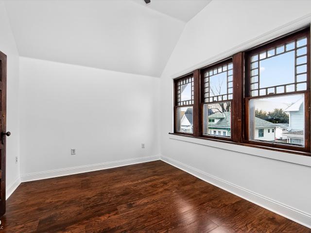 71 Schiller St, Indianapolis, IN 46225 | MLS #22086