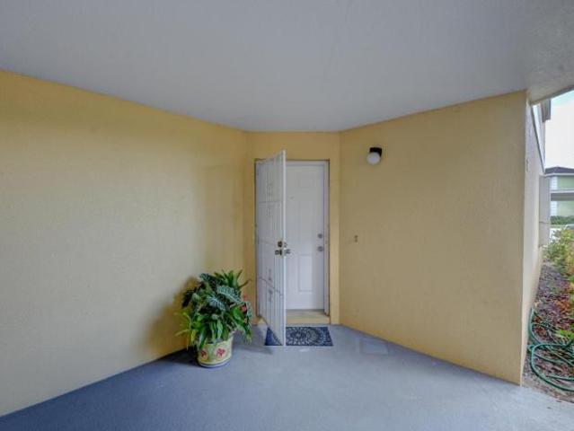 71 Se Beech Tree Ln, Stuart, FL