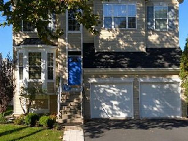 71 Seneca Ln, Bordentown, NJ 08505