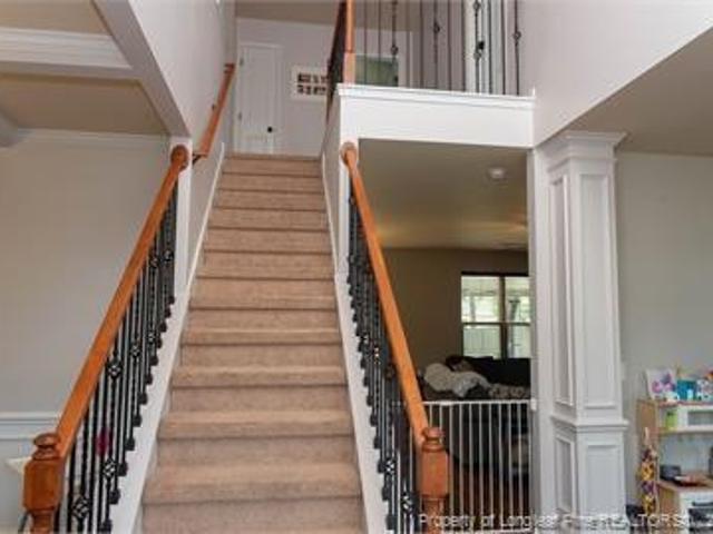 71 Skycroft Drive