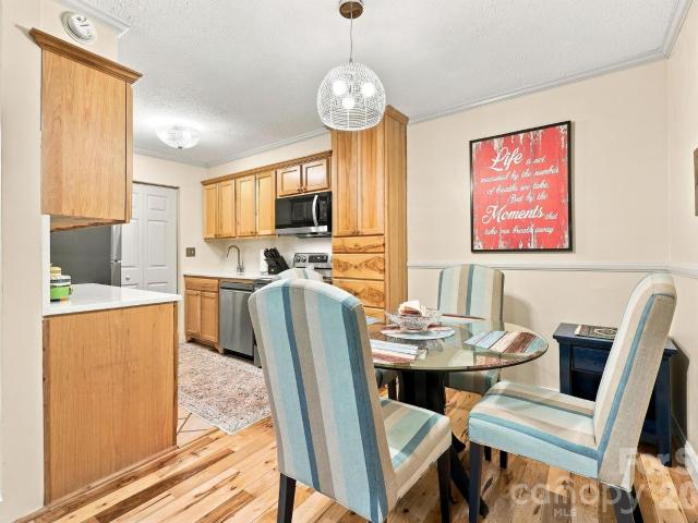 71 Shepard Square # 303