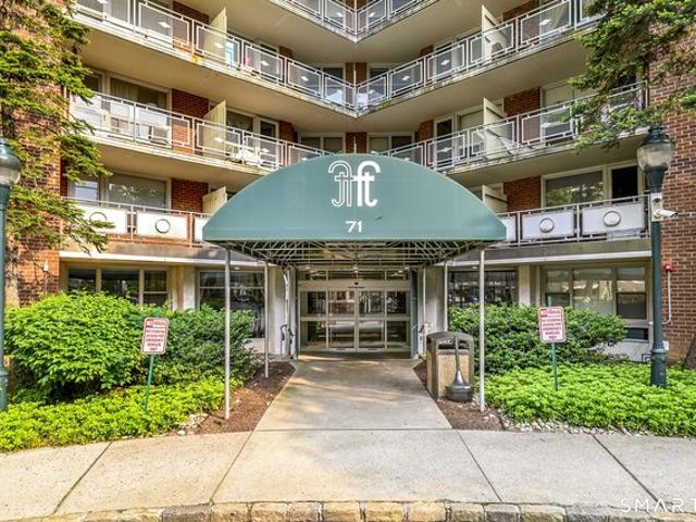 71 Strawberry Hill Ave Apt 519, Stamford, CT 06902