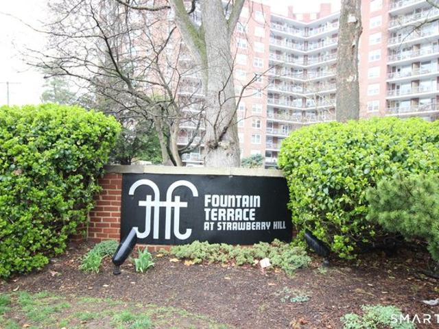 71 Strawberry Hill Ave Apt 221, Stamford, CT 06902