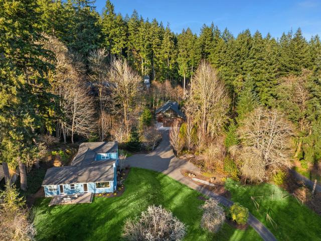7204 NE Baker Hill Rd, Bainbridge Island, US, WA