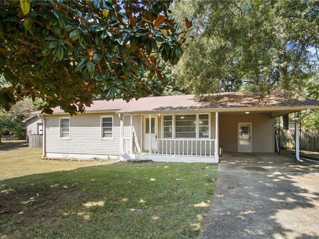 7204 Flatwoods Rd, Northport, AL 35473